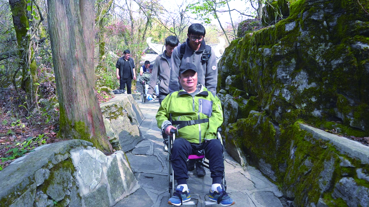 闪亮的“星” 照亮前行之路